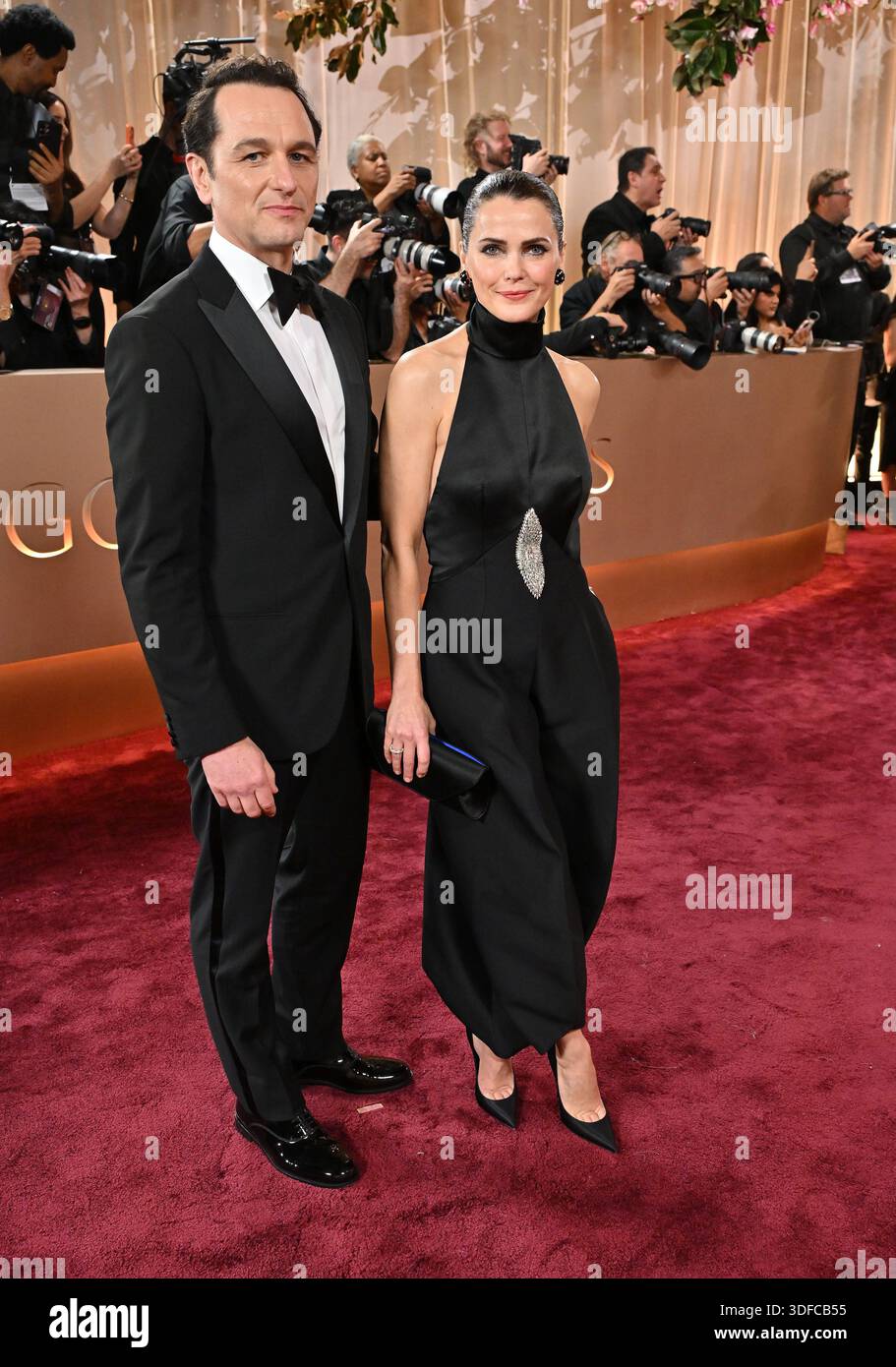 Matthew Rhys and Keri Russell arriving at the 83rd Annual Golden Globes ...