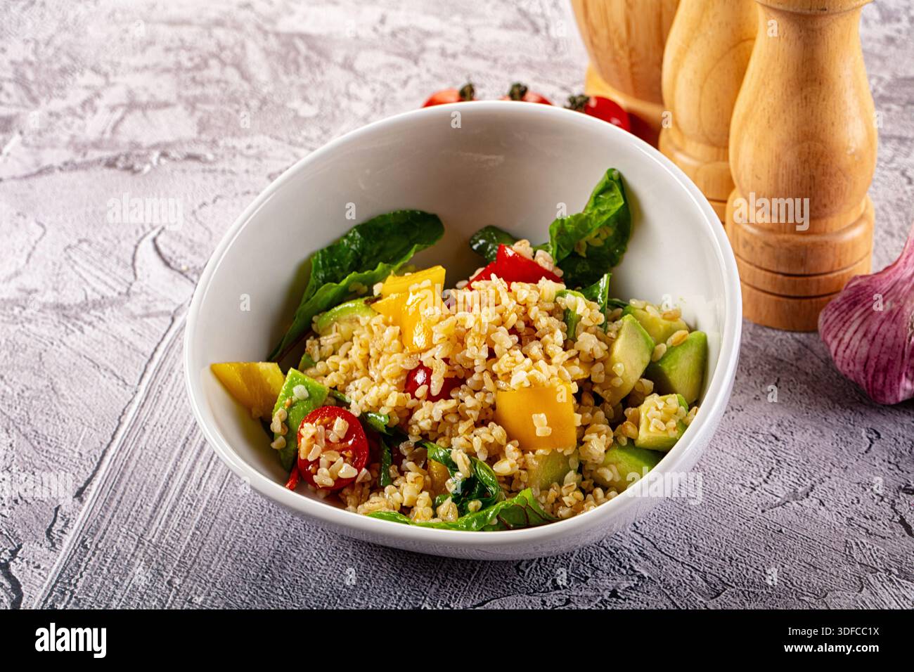 Bilgur tabuleh salad with vegetables garnish Stock Photo - Alamy