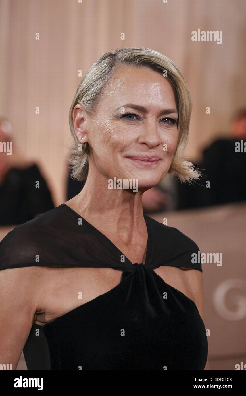 Ca. 11th Jan, 2026. Robin Wright at arrivals for 83rd Annual Golden ...