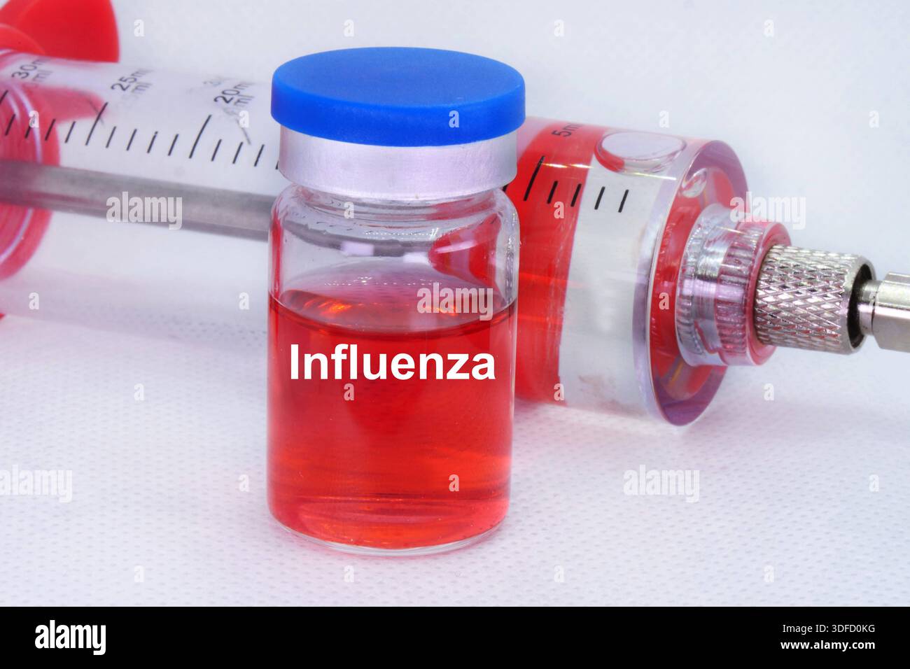Symbolbild Influenza -Virus als Schrift auf Serumflaschen Influenza ...
