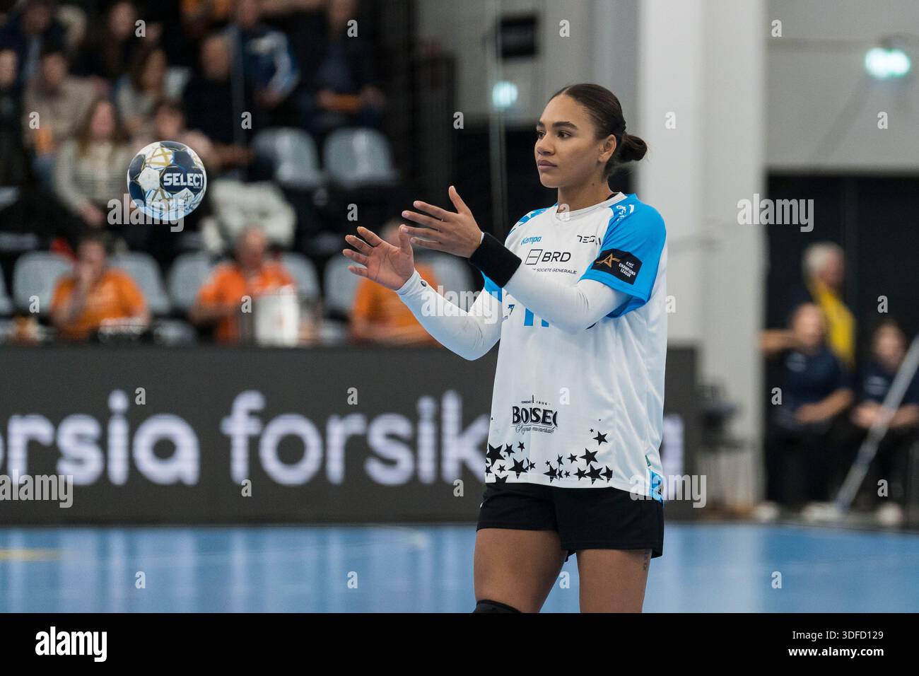 Odense, Denmark. 11th, January 2026. Elizabeth Omoregie (17) of CSM ...