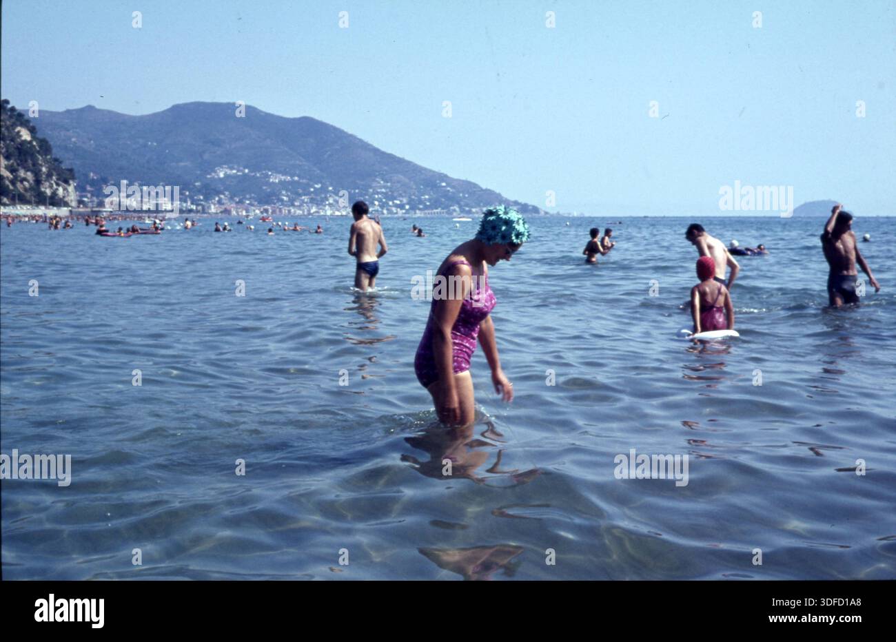 Urlauber Italien, 20200101, Aufnahme ca. 1965, Ferien am Meer ...