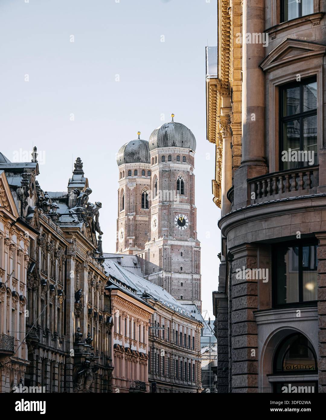 Historic Munich Old Town Street With Cathedral Of Our Dear Lady: Narrow ...
