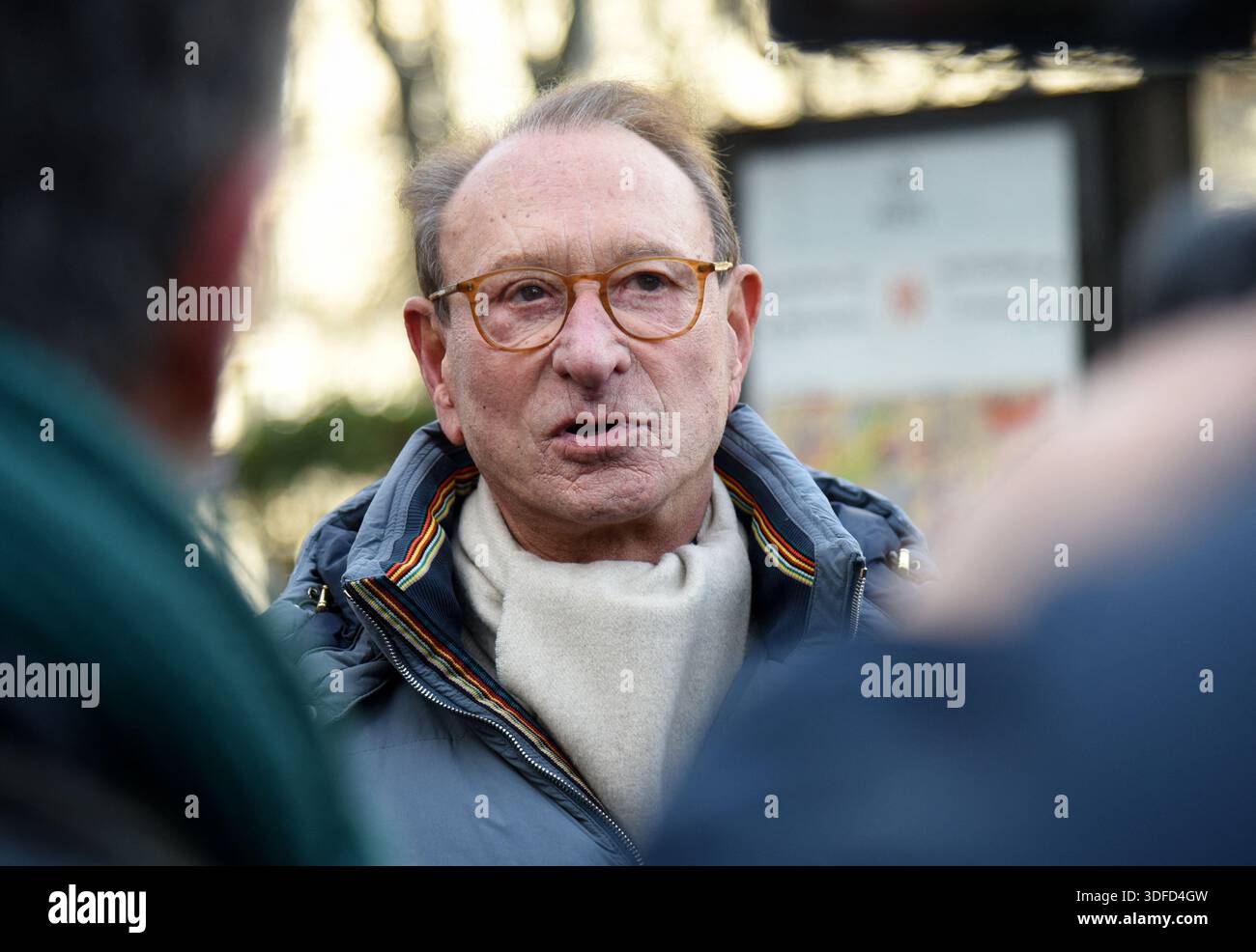 Former Paris mayor Bertrand Delanoe during a campaign visit on the ...