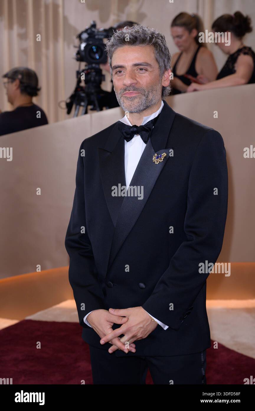 LOS ANGELES, USA. January 11, 2026: Oscar Isaac at the 83rd Golden ...