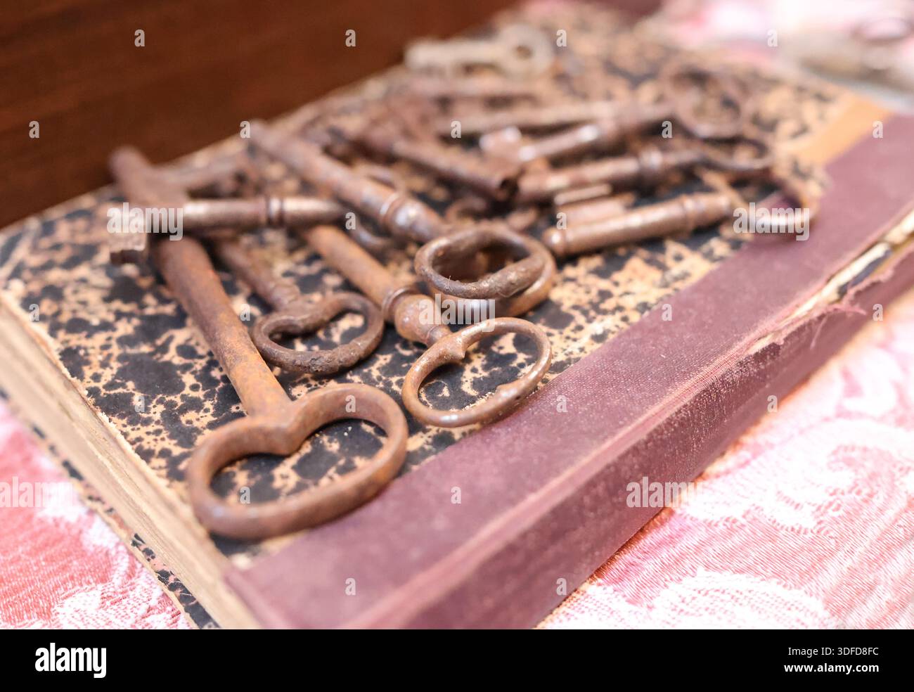 Antique flea market in Europe, Italy. Vintage items. Set of rusty iron ...