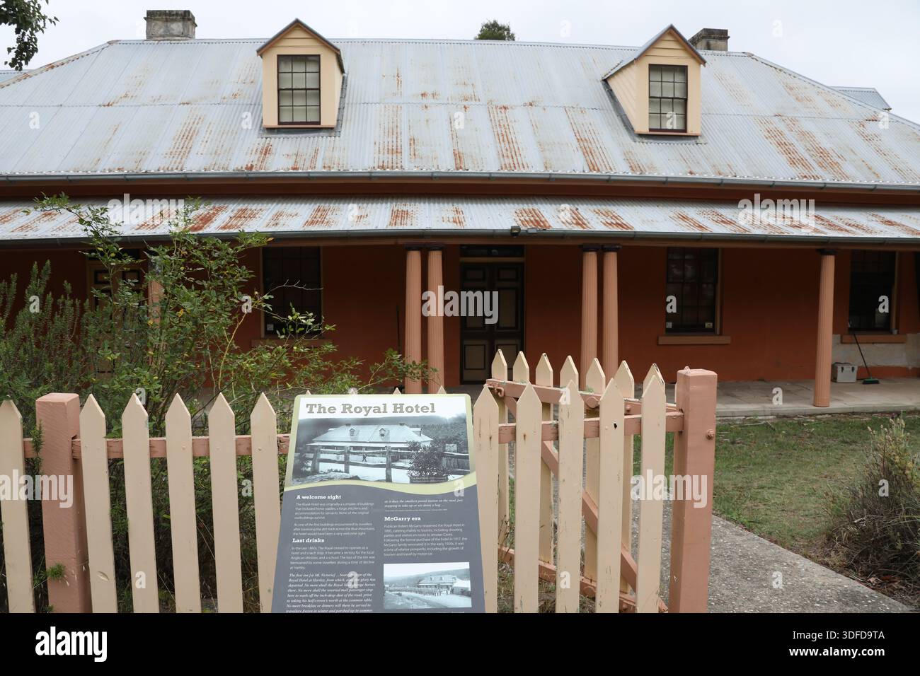 Blue Mountains, NSW, Australia. 12th January 2026. The Royal Hotel in ...