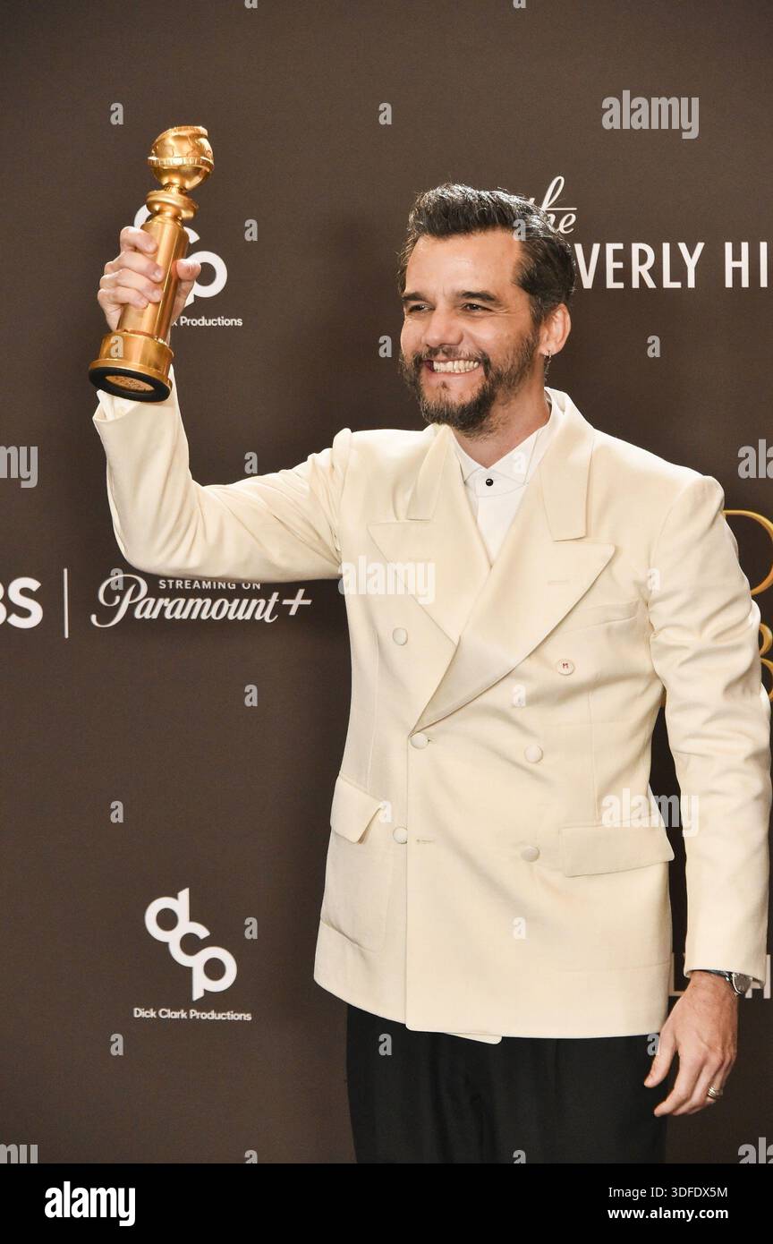 Wagner Moura in the press room for 83rd Annual Golden Globes - Photo ...