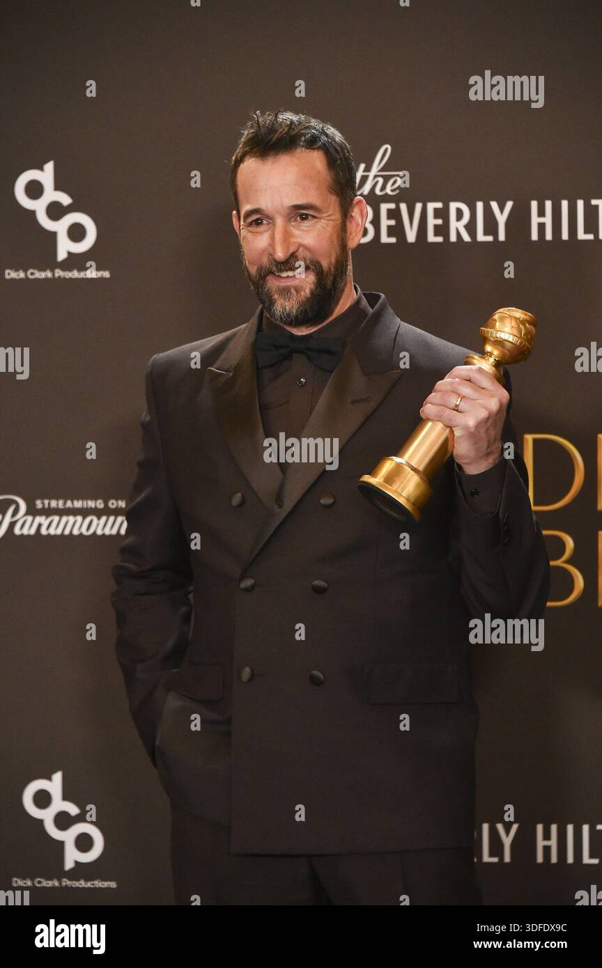 Noah Wyle in the press room for 83rd Annual Golden Globes - Photo Room ...