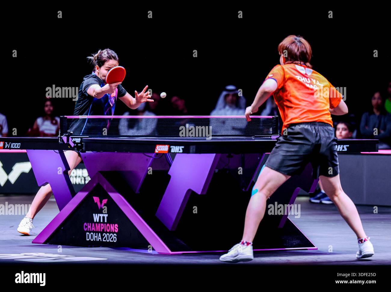 China's Chen Xingtong strikes back against Macau's Zhu Yuling during ...