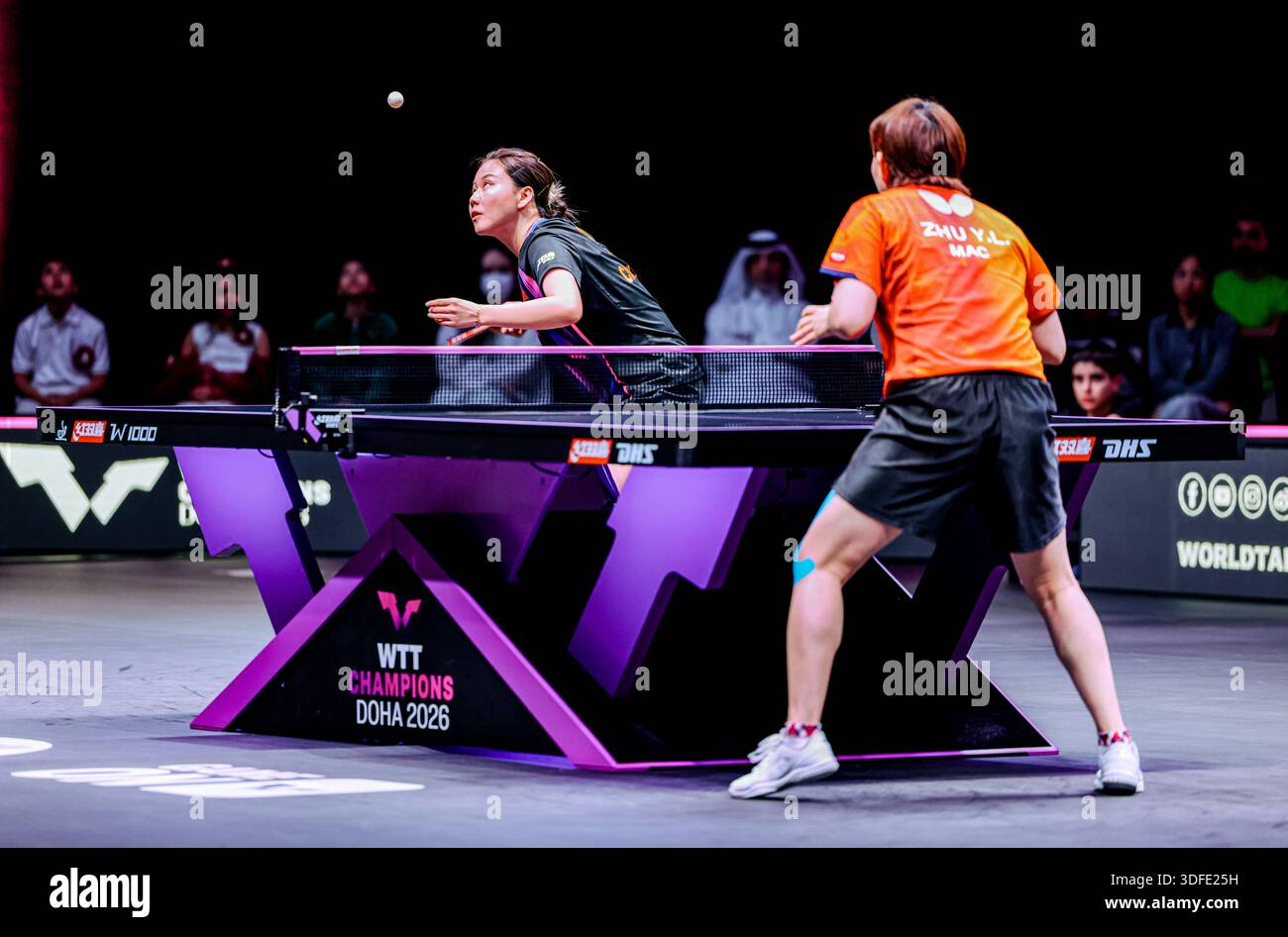 China's Chen Xingtong strikes back against Macau's Zhu Yuling during ...