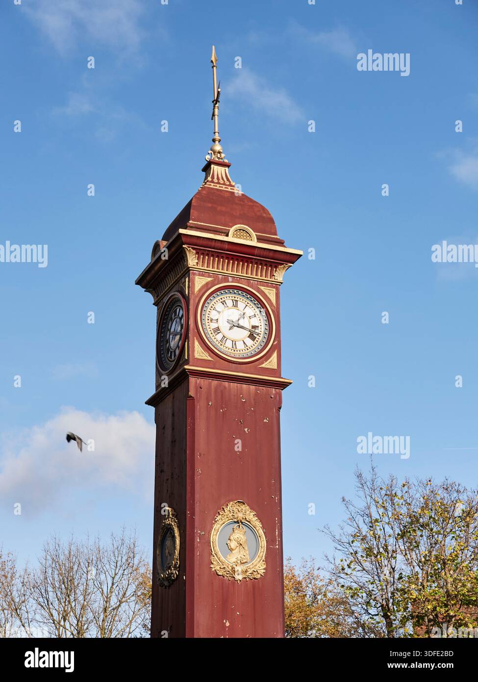 Queen victoria clock tower hi-res stock photography and images - Alamy