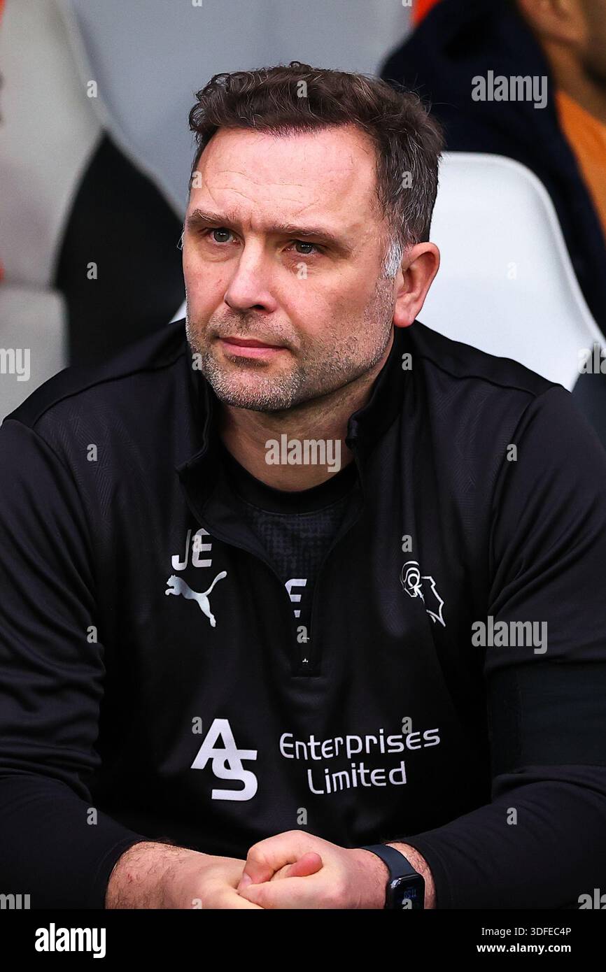 Derby County manager John Eustace before the Derby County v Leeds ...