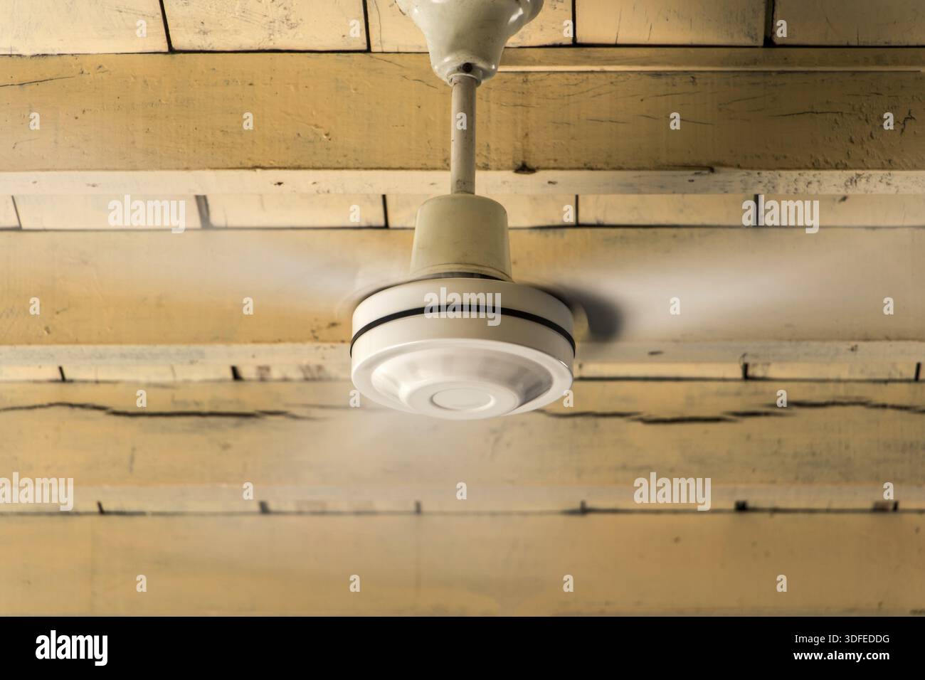 Rotating ventilator on the wooden ceiling Stock Photo - Alamy