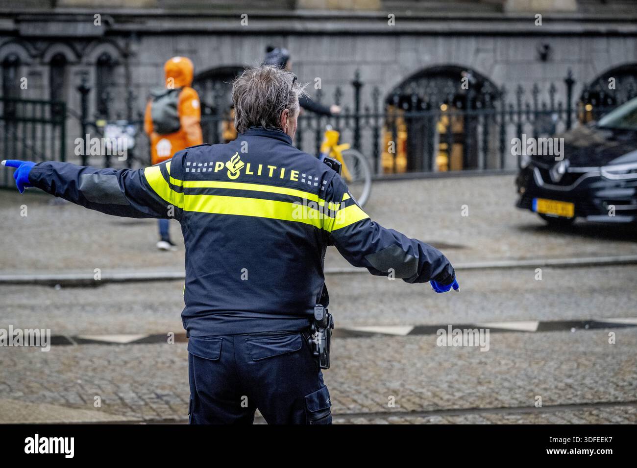 AMSTERDAM - Police officers at work. ROBIN UTRECHT /ANP netherlands out ...