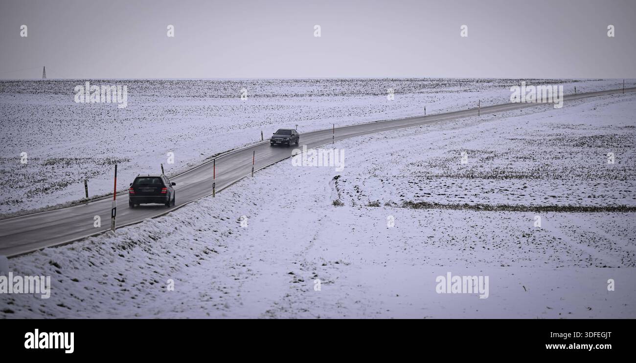 Horb Kreis Freudenstadt 12.01.2026 Winterlandschaft, Landstrasse ...