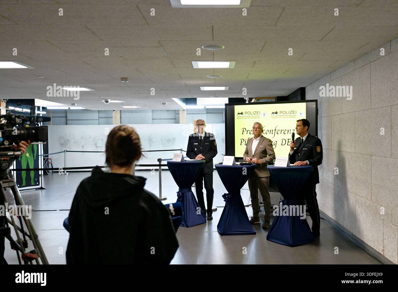 12 January 2026, Baden-Württemberg, Göppingen: Uwe Oldenburg (l-r ...