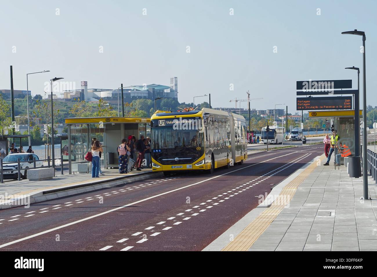 the new Metro Bus transport system aims to avoid congestion by running ...