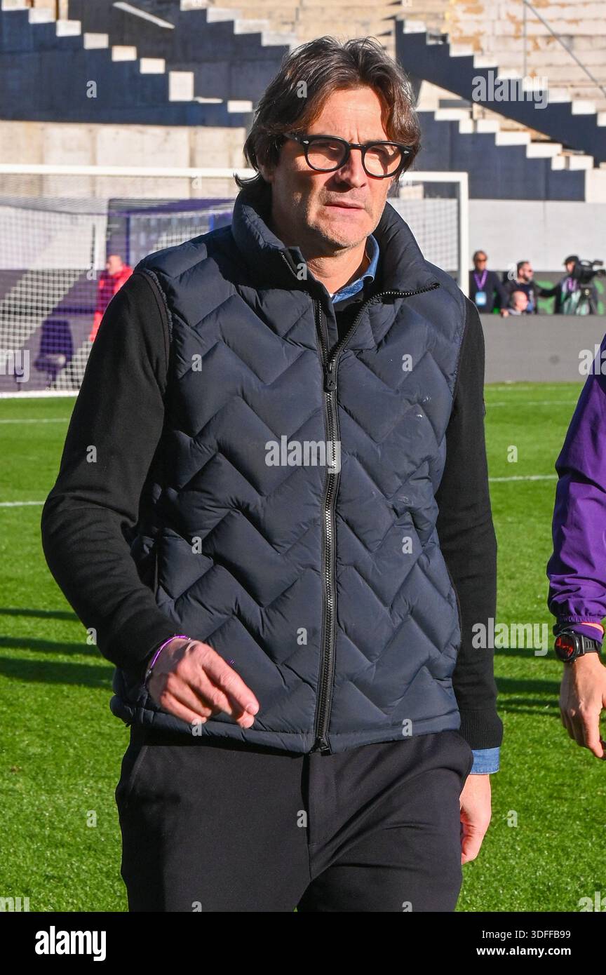 Head Coach Paolo Vanoli (Fiorentina) during ACF Fiorentina vs AC Milan ...