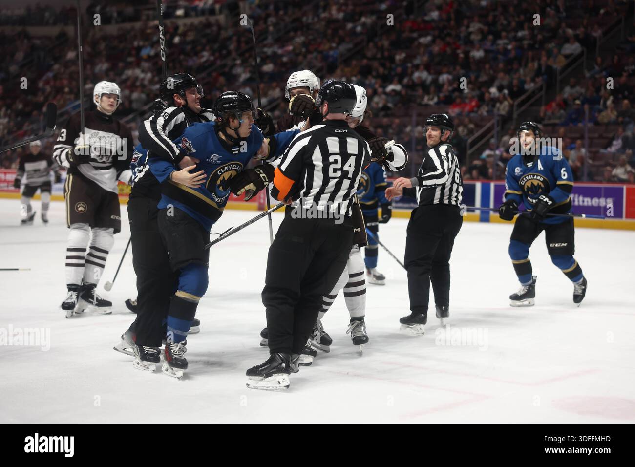 Hershey, PA; Referees seperate players during the American Hockey ...