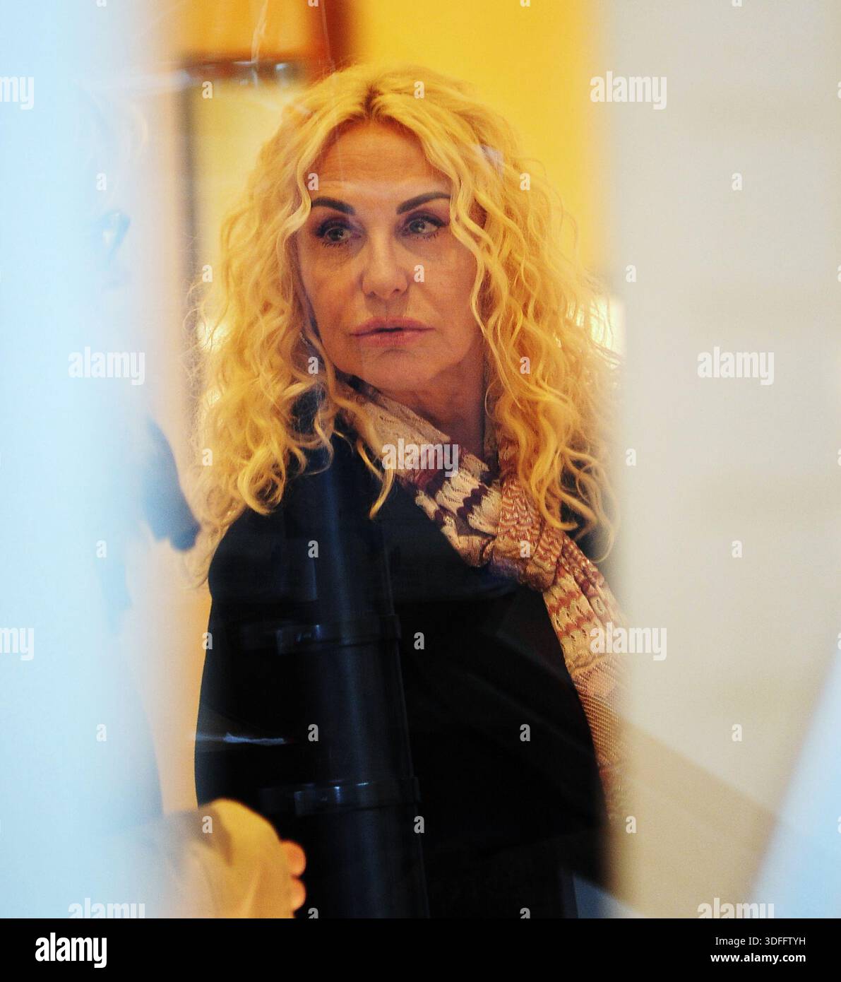 Milan Antonella Clerici arrives downtown with two friends, and after ...