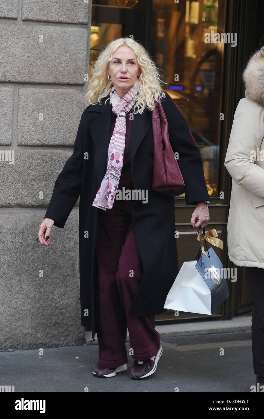 Milan Antonella Clerici arrives downtown with two friends, and after ...