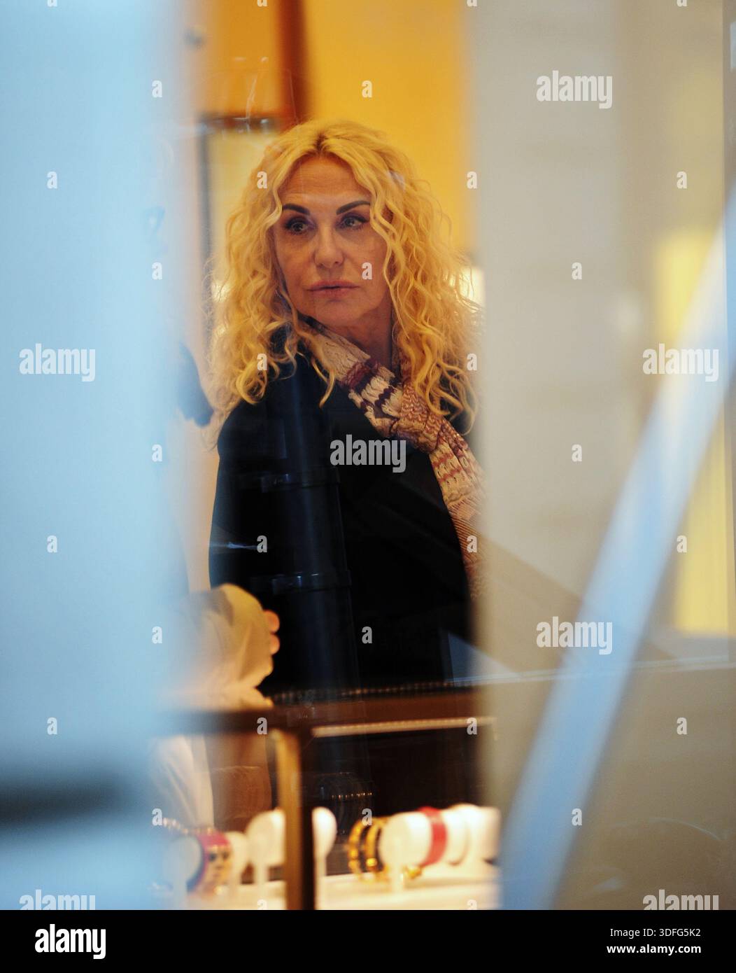 Milan Antonella Clerici arrives downtown with two friends, and after ...