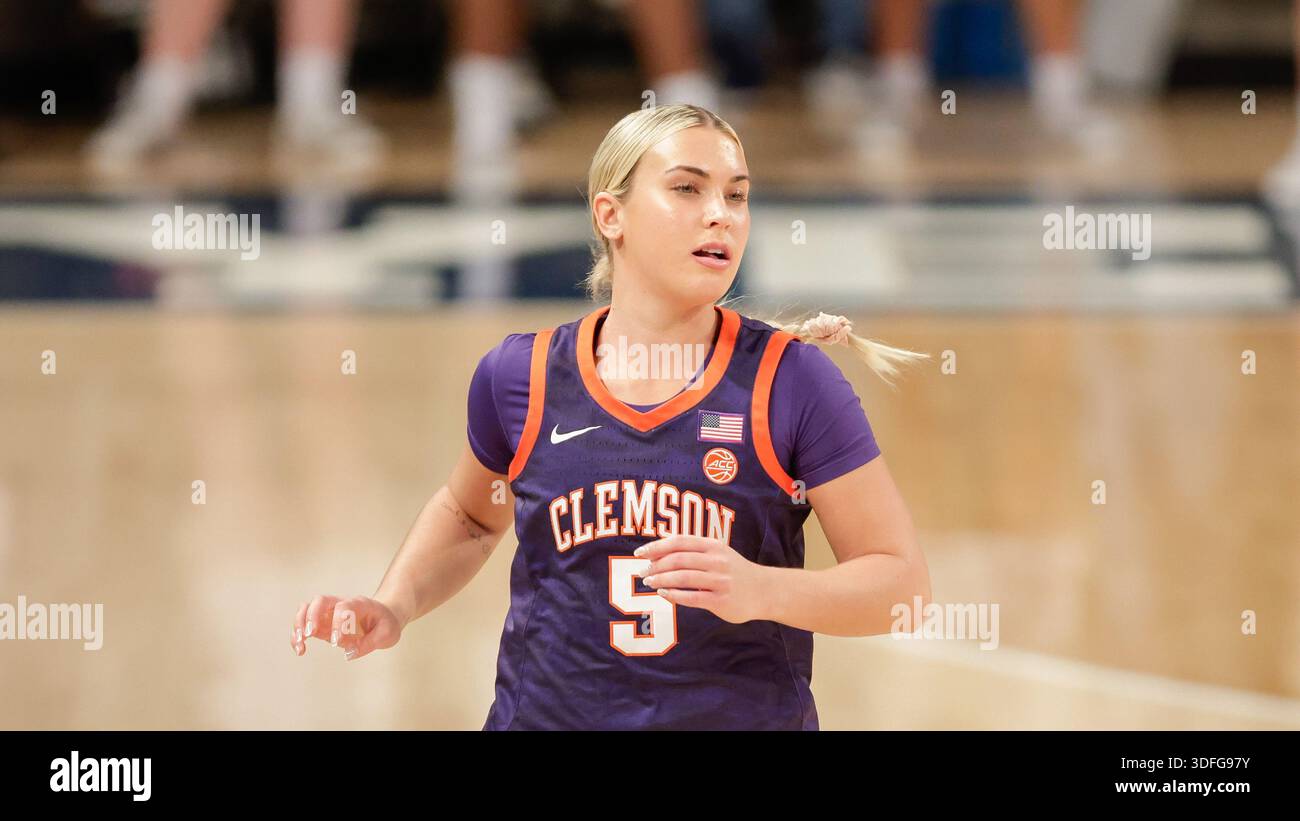 Clemson's Hannah Kohn (5) runs up court during the first half of an ...