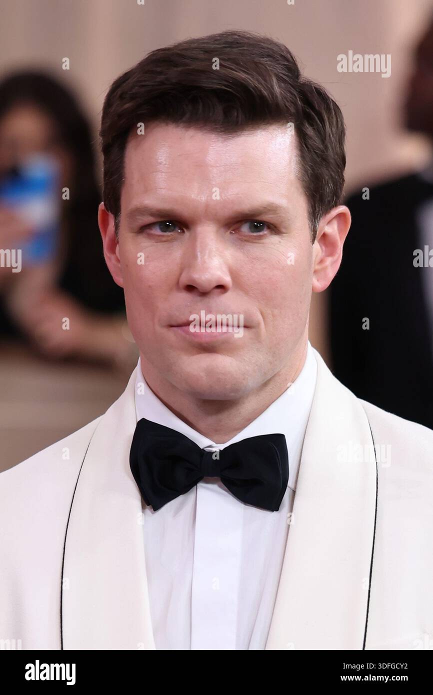 BEVERLY HILLS, CALIFORNIA - JANUARY 11: Jake Lacy at the 83rd Annual ...