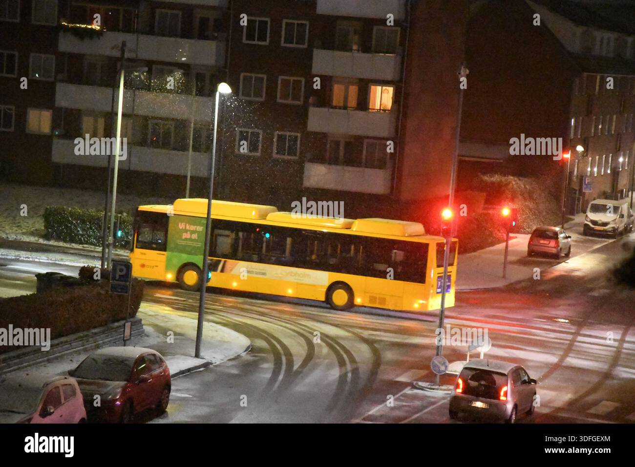 kASTRUP/Copenhagen/ Denmark/12 JANUARY2026/ snow fall in kastrup in ...