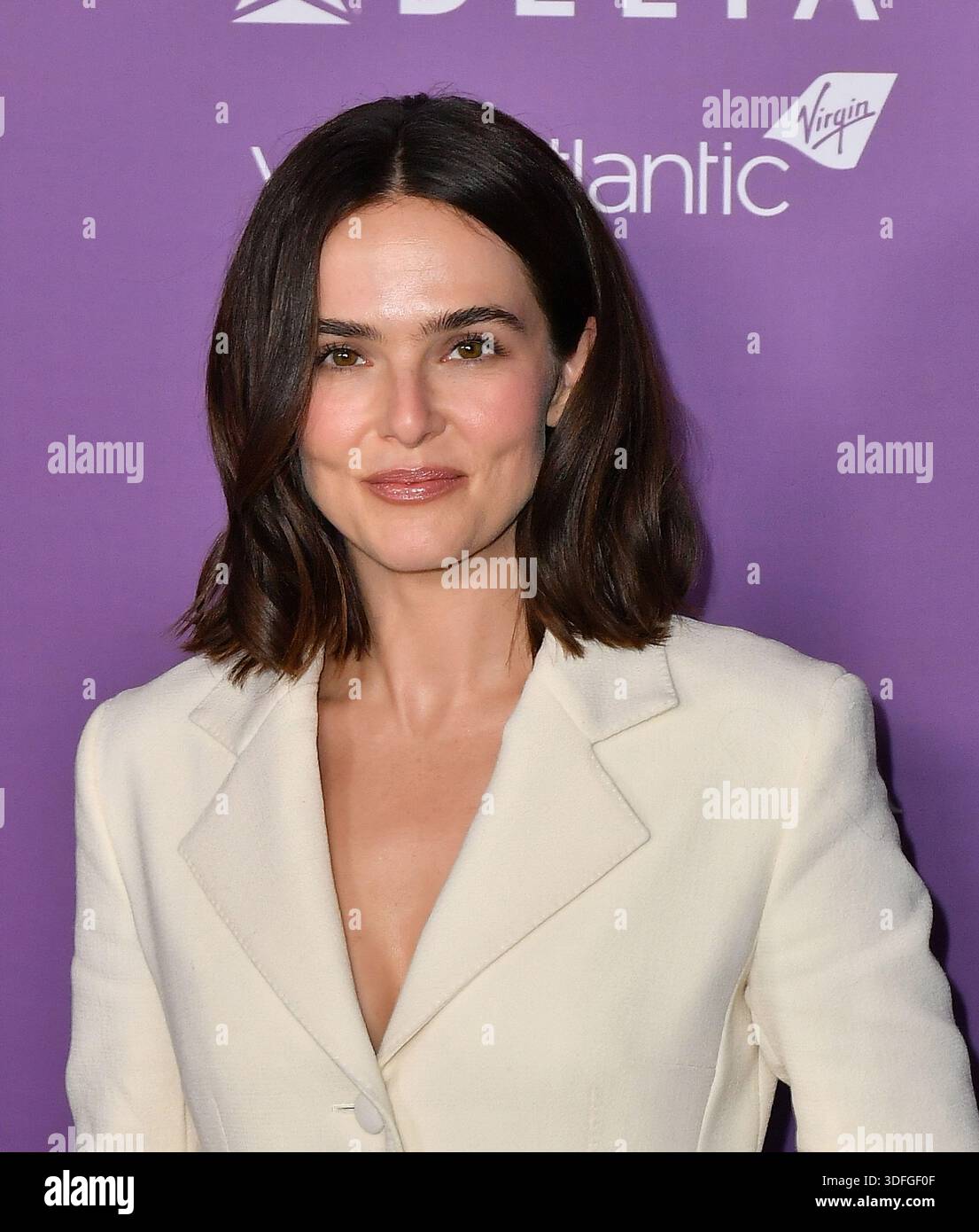 Beverly Hills, United States. 10th Jan, 2026. Zoey Deutch attends the ...