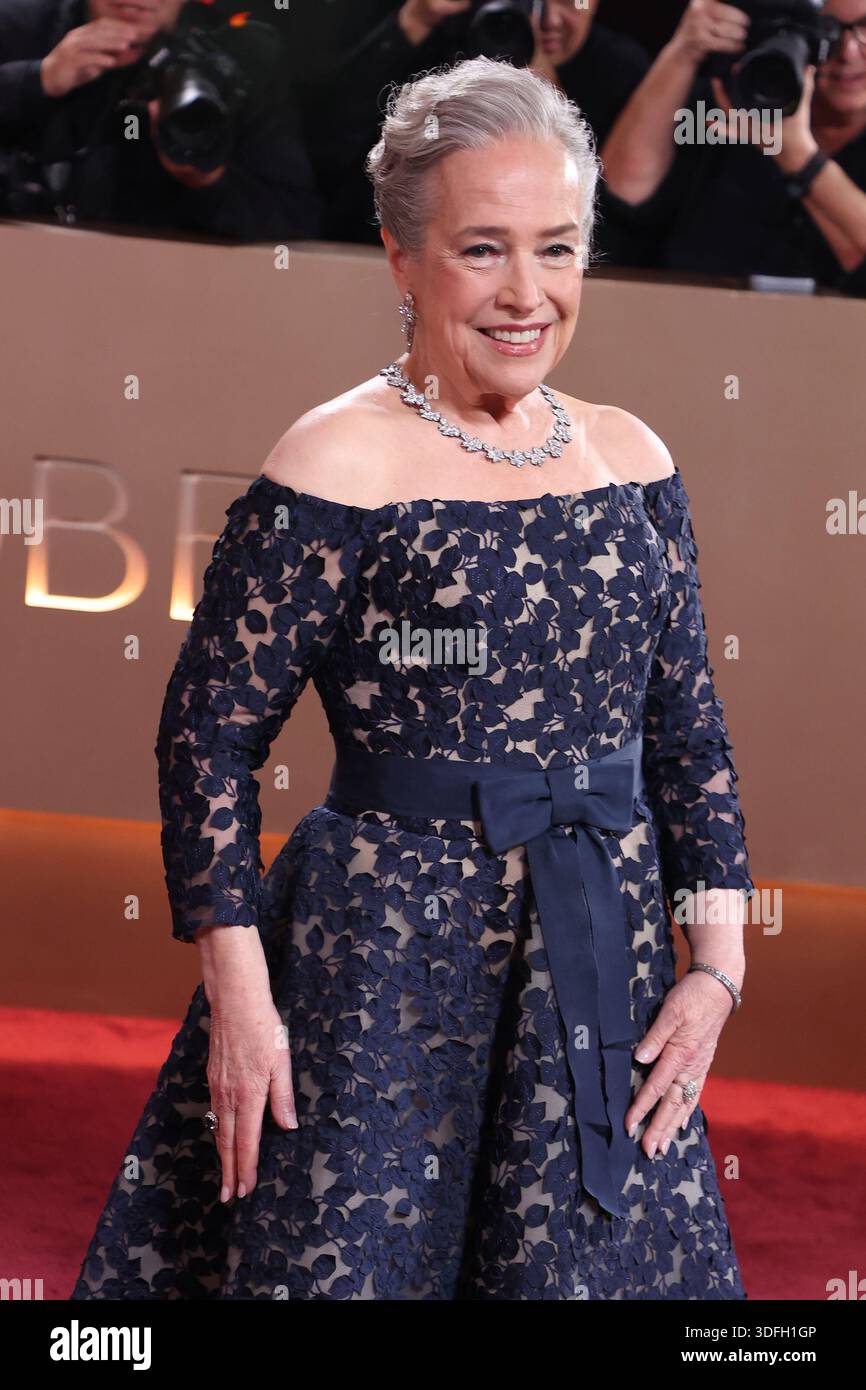 BEVERLY HILLS, CALIFORNIA - JANUARY 11: Kathy Bates at the 83rd Annual ...