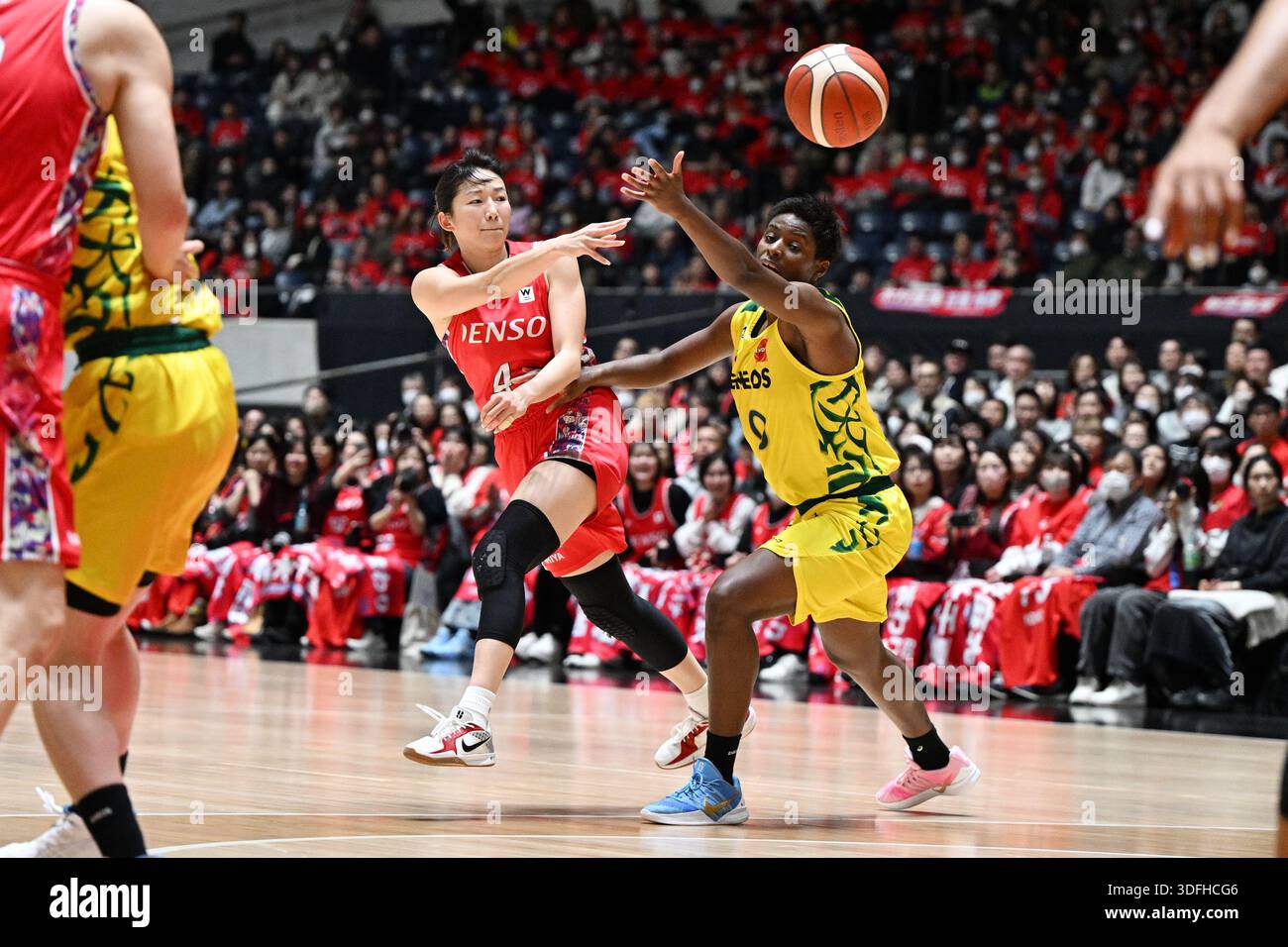 (L-R) Mai Kawai (Iris), Evelyn Mawuli (Sunflowers), JANUARY 11, 2026 ...