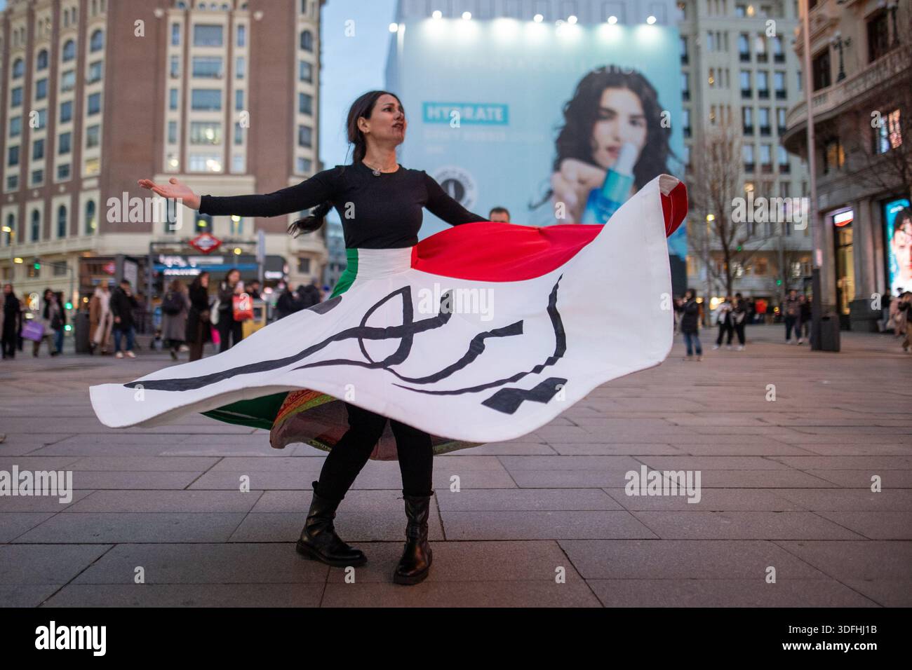 A young woman of Iranian origin dances the traditional "Simurgh Dance ...