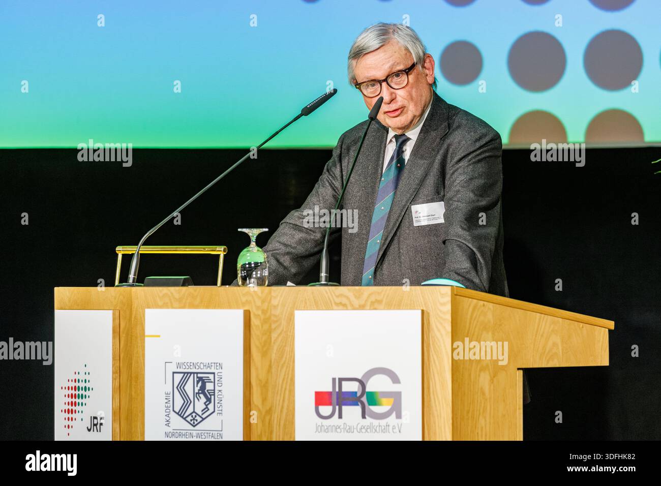 12.01.2026. Düsseldorf. 20 Jahre nach seinem Tod würdigen die Johannes ...