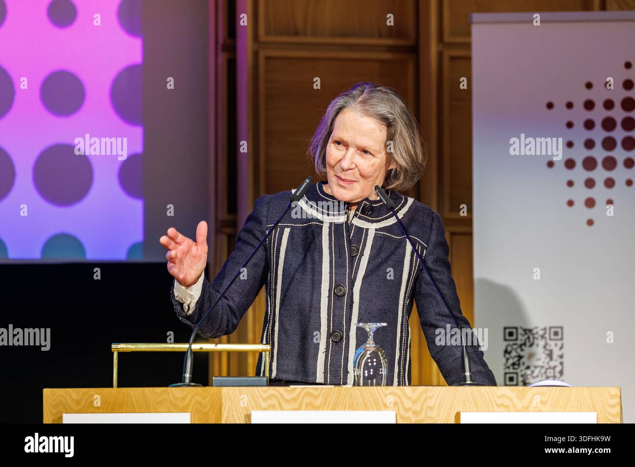 12.01.2026. Düsseldorf. 20 Jahre nach seinem Tod würdigen die Johannes ...