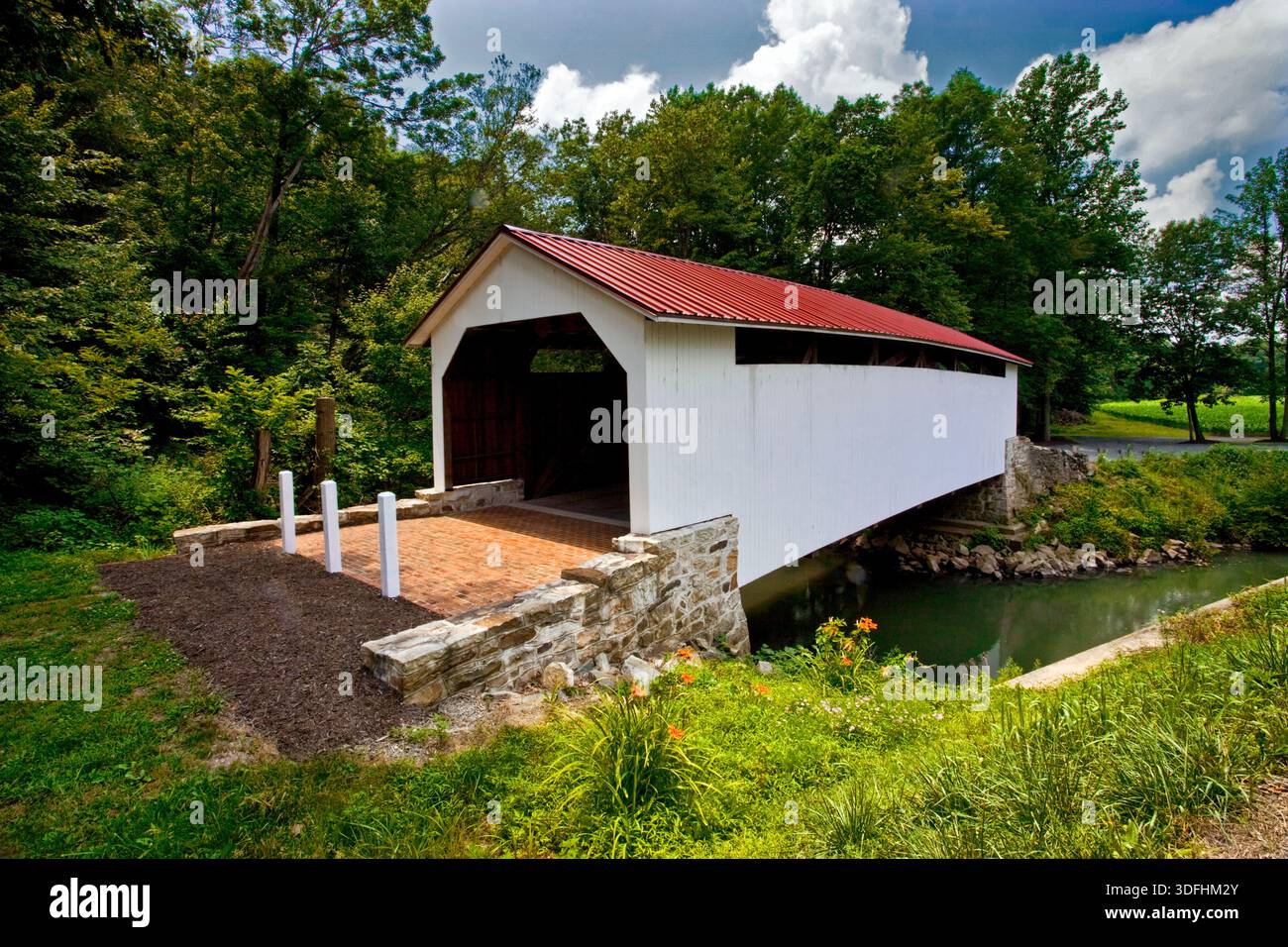 Henninger Farm Covered Bridge, Dauphin County Stock Photo - Alamy