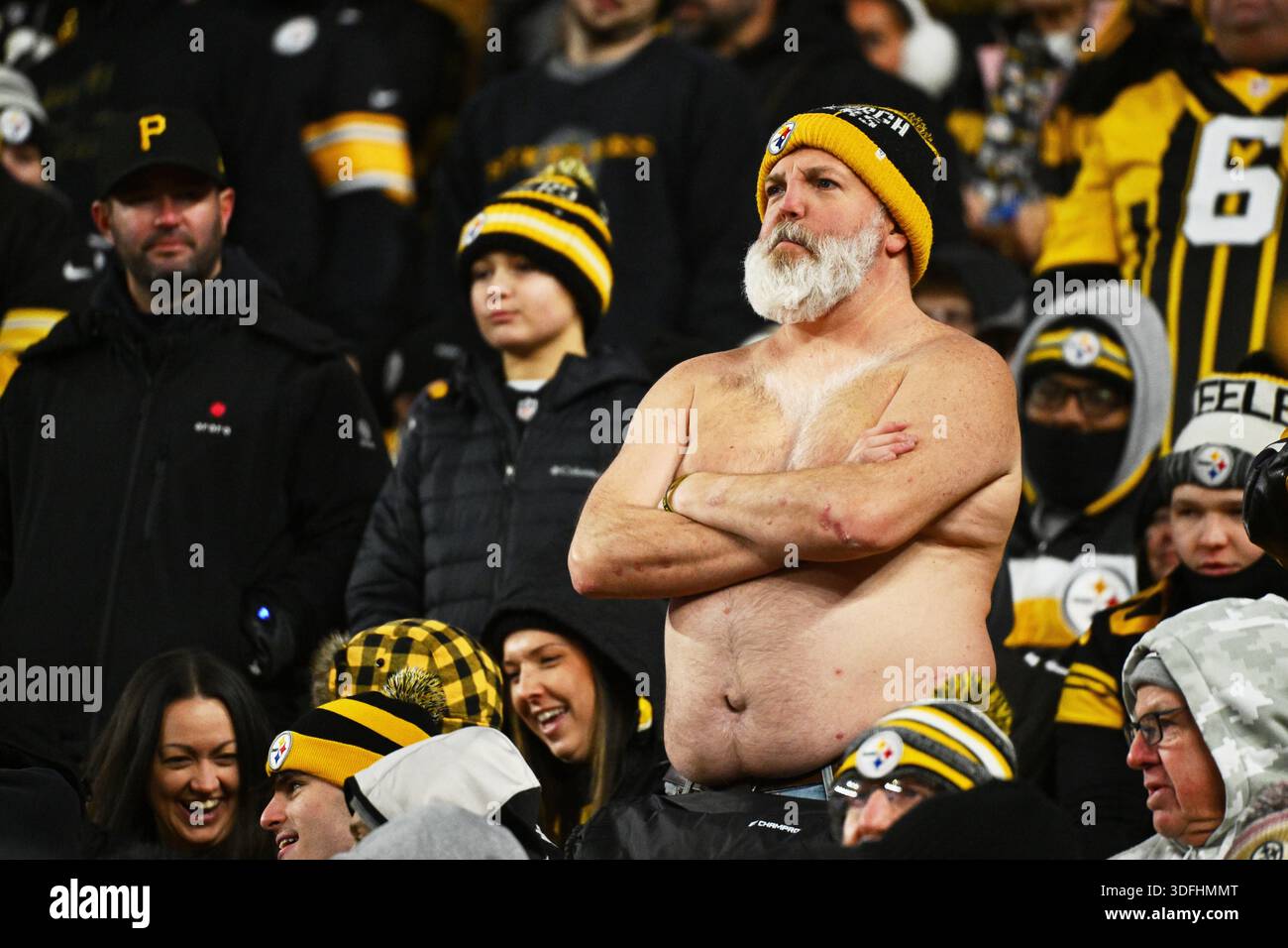 Pittsburgh Steelers fans watch the second half of an NFL wild-card ...