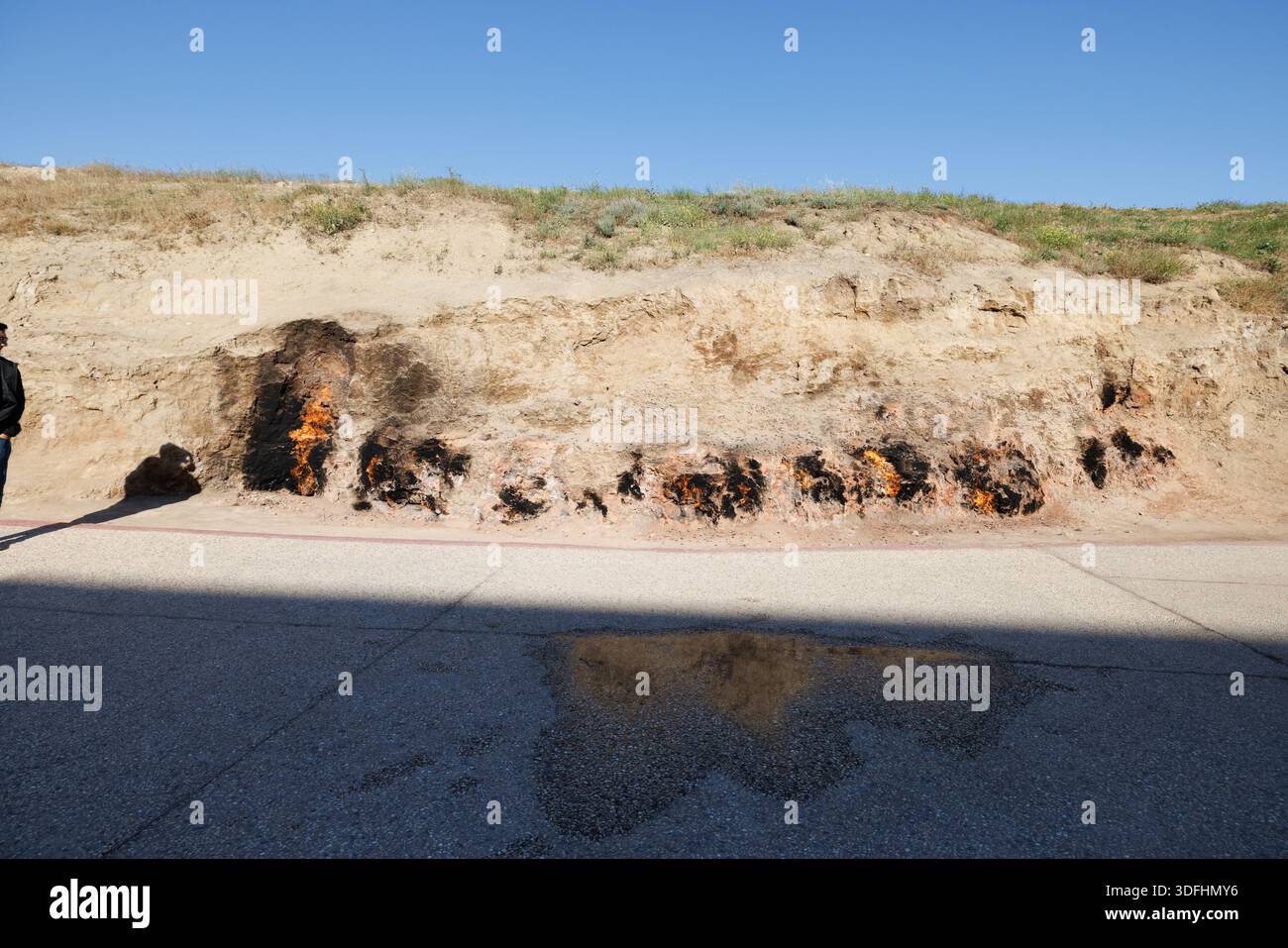 Flames burn from the side of the mountain at Yanardag (Burning Mountain ...