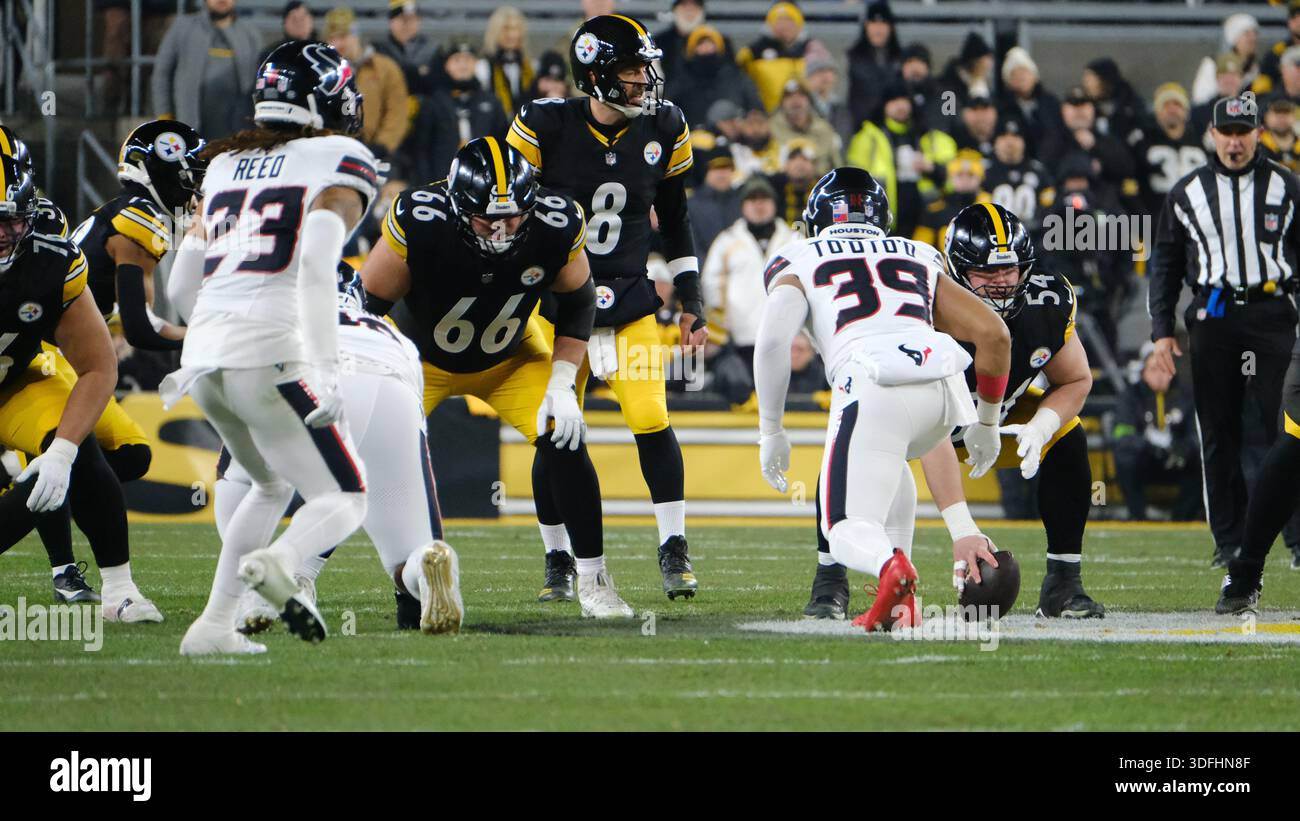 Jan 12, 2025: Aaron Rodgers #8 during the Pittsburgh Steelers vs ...