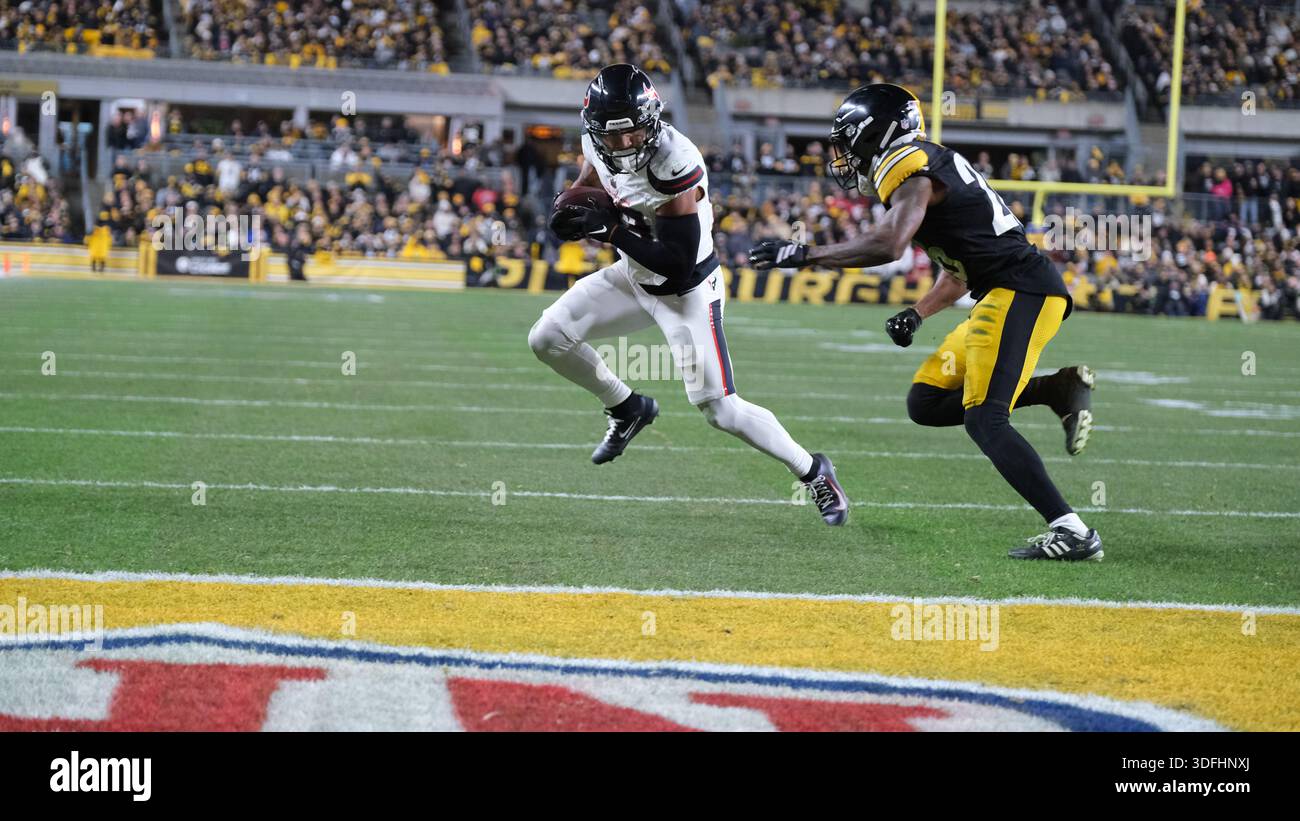 Pittsburgh, PA, USA. 12th Jan, 2025. Christian Kirk #13 touchdown ...