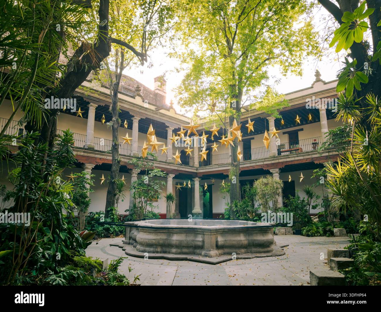 Traditional Mexican courtyard at Franz Mayer Museum with central ...
