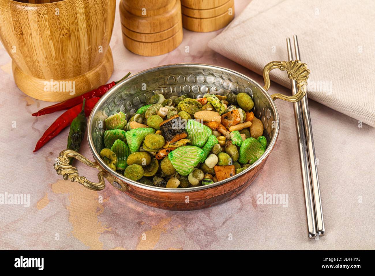 Japanese snack - Wasabi endo arare rice cruncy cracker Stock Photo - Alamy