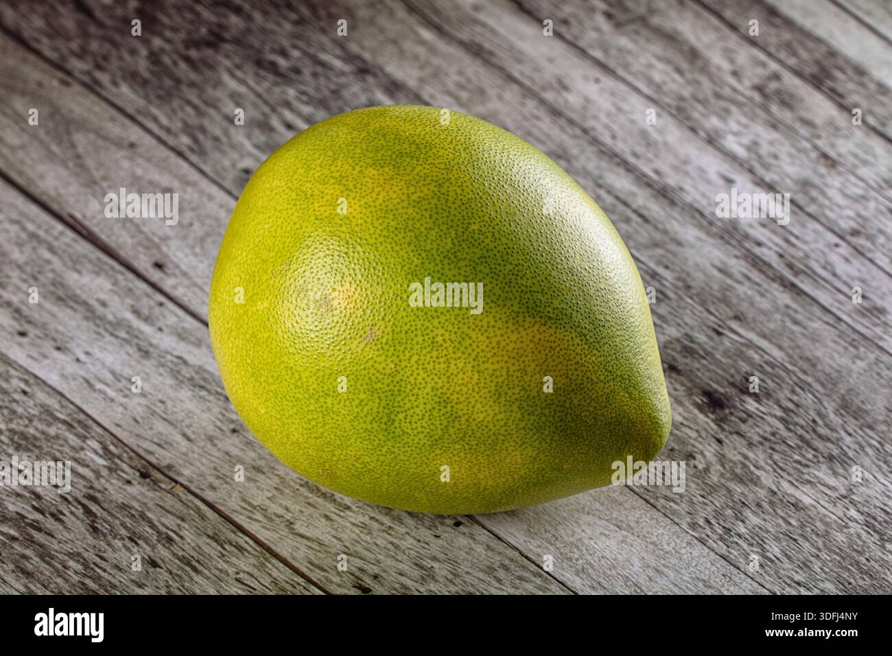 Sweet juicy green tropical Oroblanco citrus Stock Photo - Alamy