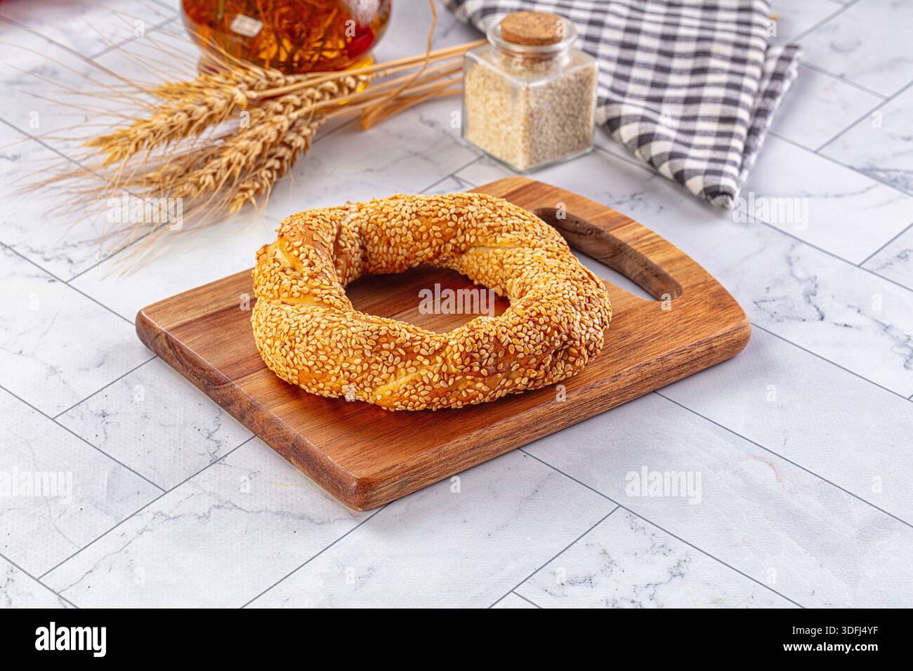 Traditional Turkish Simit circkle with sesame seeds for breakfast Stock ...
