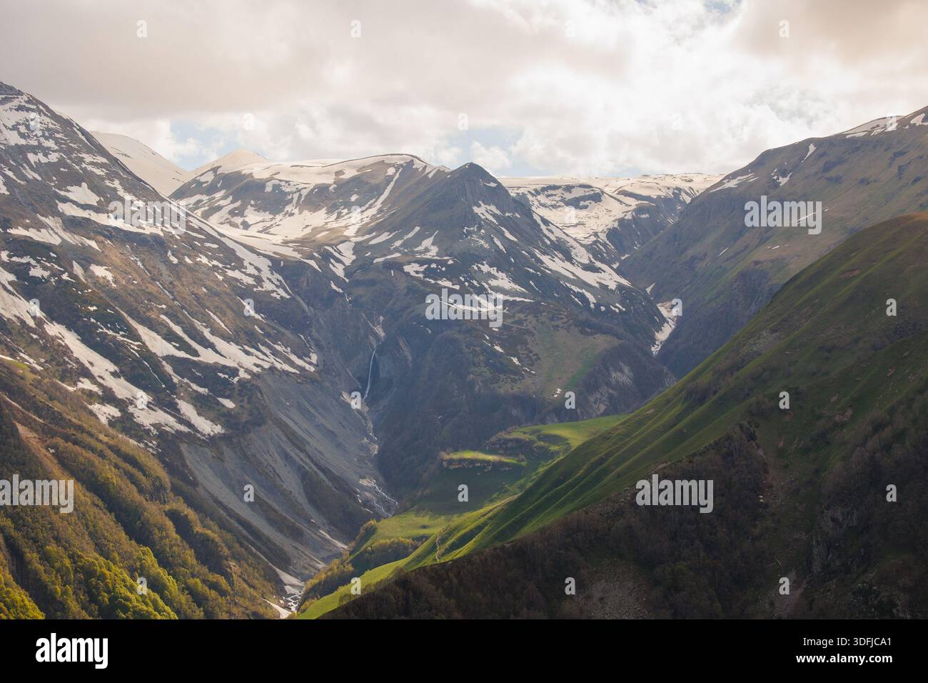 Scenic view of the Caucasus Mountains near the Georgia-Russia ...