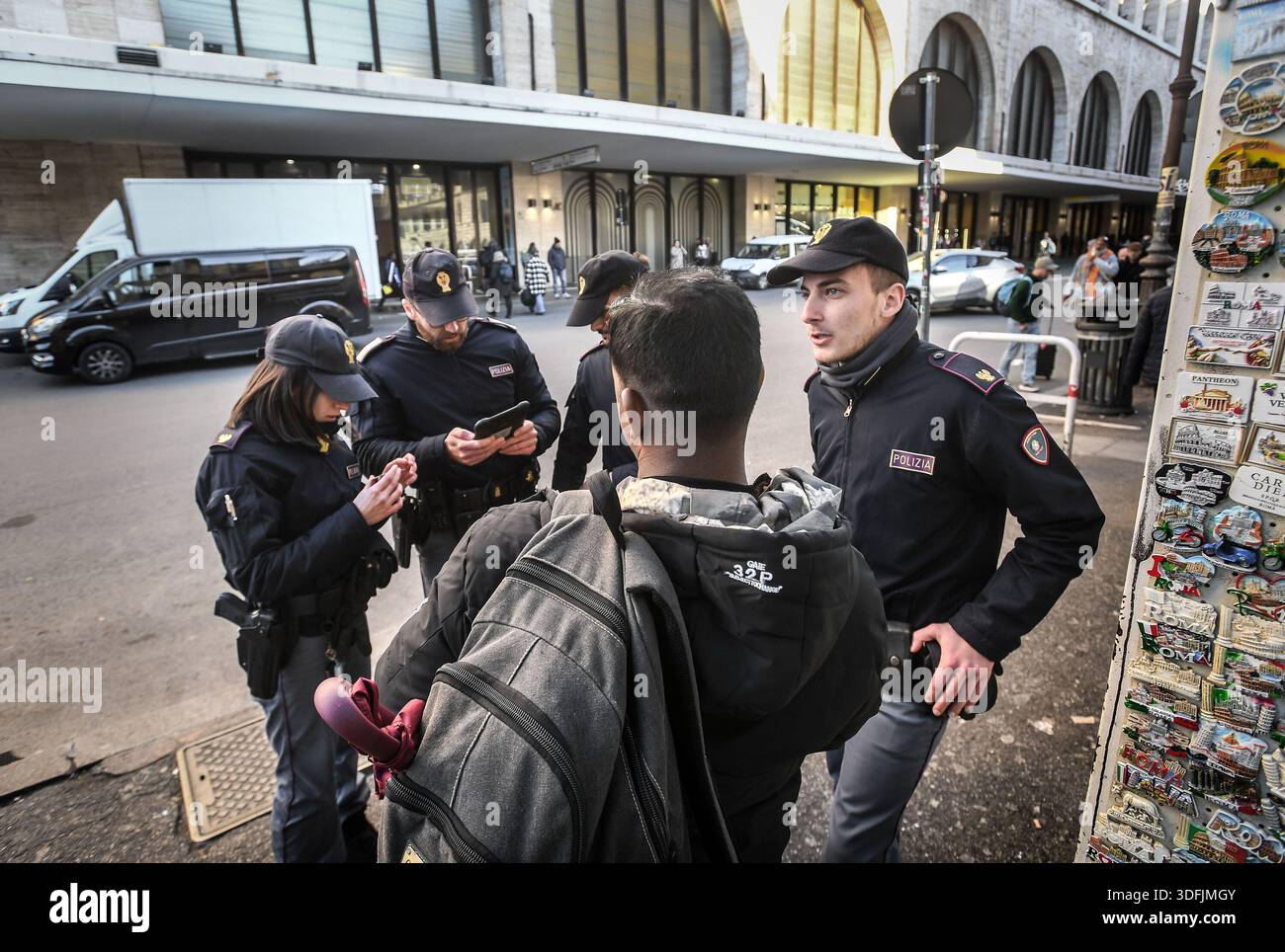 **NO WEBSITE OR NEWSPAPERS FOR ITALY ONLY** Deterioration and police ...