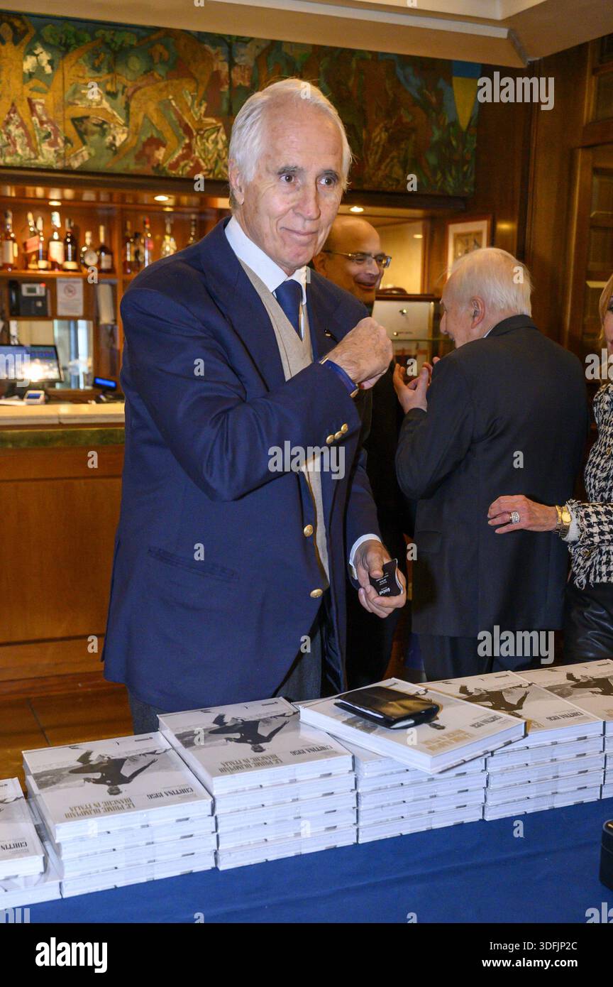 **NO WEB AND NEWSPAPERS ONLY FOR ITALY** Book Presentation Eleonora De ...