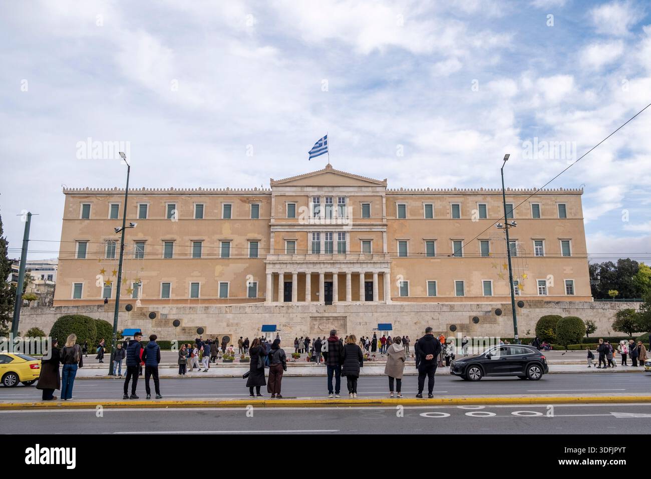 Hellenic greek parliament athens hi-res stock photography and images ...