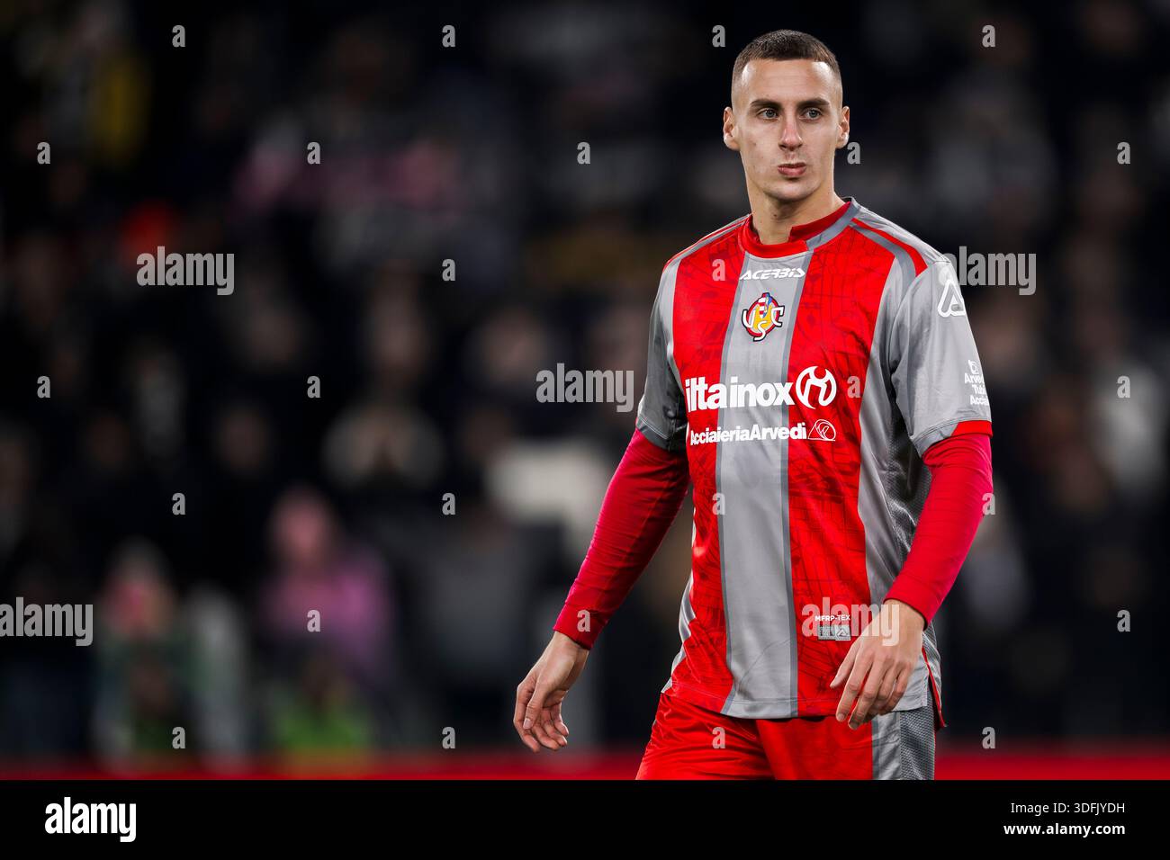 Filippo Terracciano of US Cremonese looks on during the Serie A ...